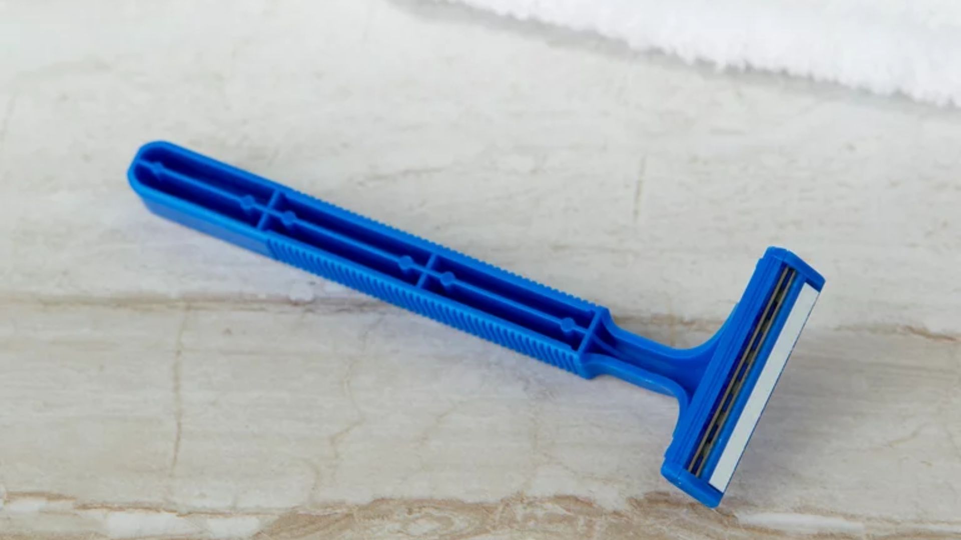 What Is the Proper Technique for Shaving with Twin Blade Razors?-Starmaxx