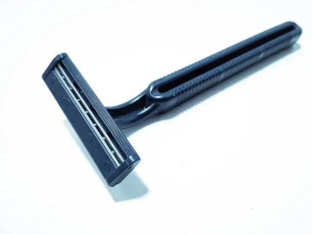 What Makes Twin Blade Razors a Popular Choice for a Smooth and ...